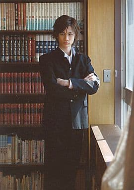 Official photo (male) / actor Ryoma Baba (Kunimitsu Tezuka) / Kneecap / Black School Uniform ...