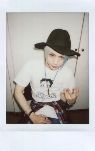 Official photo (Male) / visual kei Band / DIV DIV/CHISA / Kneecap ...