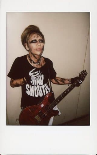 Official photo (Male) / visual kei band / Sadie Sadie / Mao / Above ...