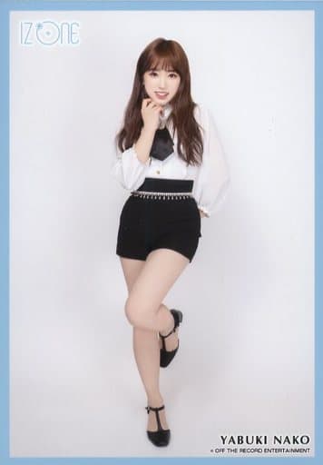 Official photo (female) / idol / IZ*ONE IZ*ONE / Nako Yabuki / Whole ...
