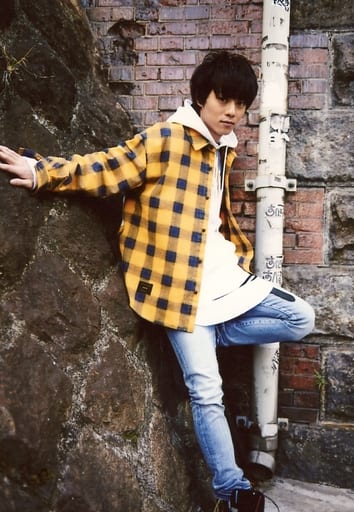 Official photo (male) / actor Takashi Nagata / Whole Body / Costume ...