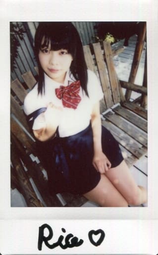 Official photo (female) / Gravure idol Rio Makino / with handwritten signature / Above the Knee ...