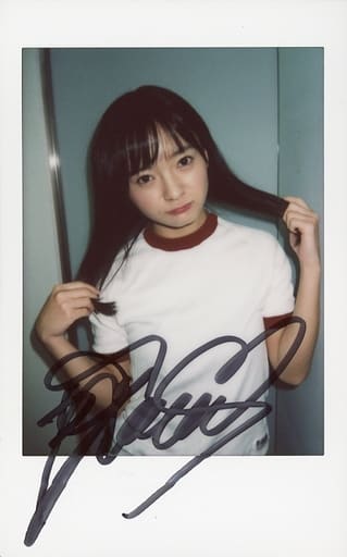 Official photo (female) / Gravure idol ☆ Ayana Nishinaga / Upper Body / Costume White / Red ...