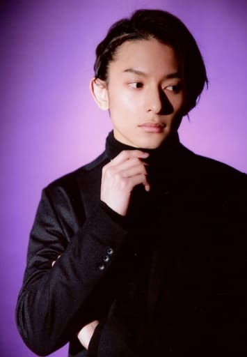 Shohei Hashimoto / Upper Body / Costume Black / Turtle Neck / Right ...