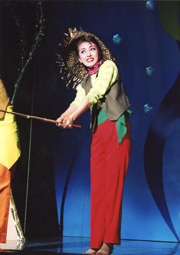 Takarazuka Revue (Hoshigumi) / Kei Aran / Live Photo / Whole body ...