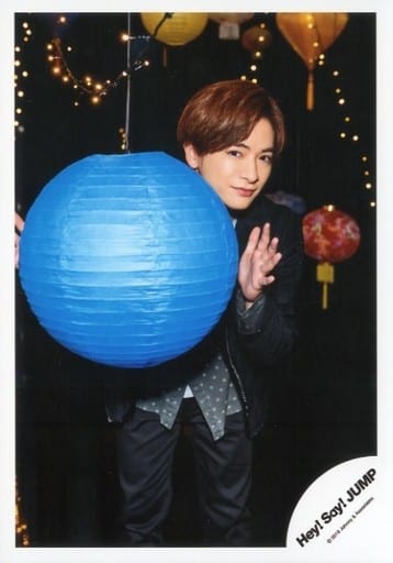 Official photo (Johnnys) / idol / Hey! Say! JUMP Hey! Say! JUMP / Yuri Chinen / Above-the-knee ...