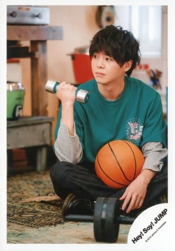 Official photo (Johnnys) / idol / Hey! Say! JUMP Hey! Say! JUMP / Daiki Arioka / Whole body ...