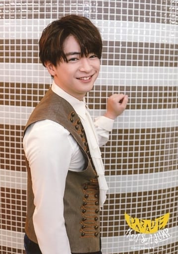Official photo (Johnnys) / idol / Hey! Say! JUMP Hey! Say! JUMP / Yuri Chinen / Upper body ...