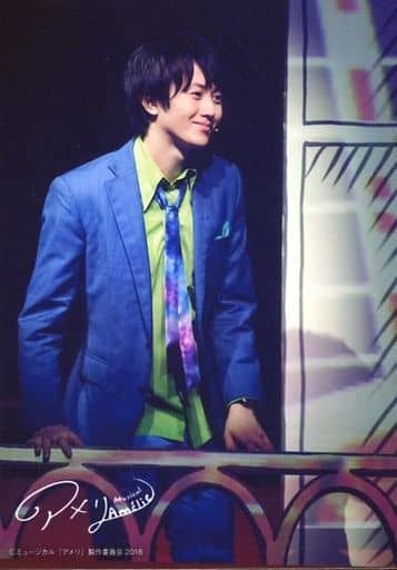 Official photo (male) Motohiro Ota (Nino) / Live Photo / Above the Knee ...