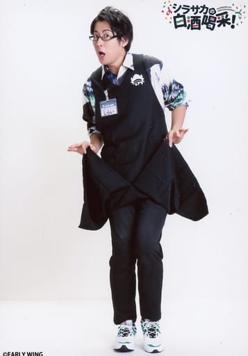 Official photo (male) / Voice actor Yusuke Shirai / Whole Body ...