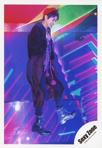 Zone / Katsutoshi Sato / Whole body / Costume black / Right hand chest ...