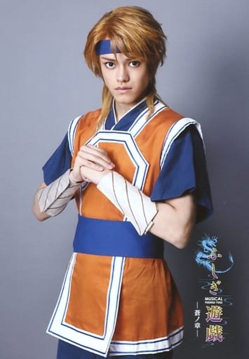 Official photo (male) / actor Takashi Maeda Taro (Kakushuku) / Above ...