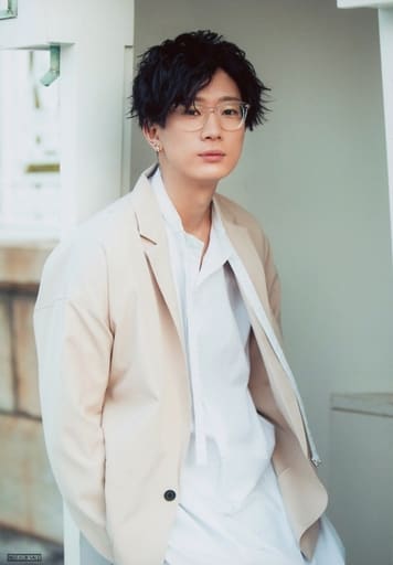 Official photo (male) / Voice actor Takuya Eguchi / Journal "Voice ...