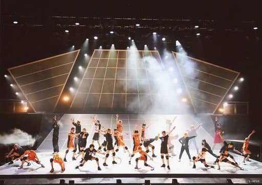 Group / Live Photo / Horizontal Type / Whole Body / Uniform / Hand-Up ...