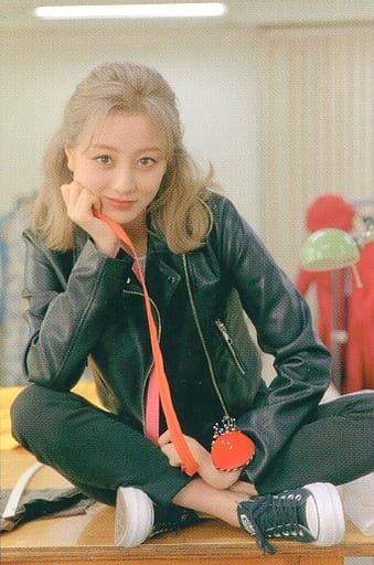 68 [NORMAL CARD] : TWICE / Park Ji-hyo / 「 2020 TWICE UNIVERSITY ...