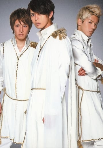Sata Andagi / Set (3 People) / Above the Knees, White Costume ...