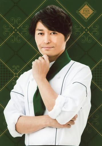 Official photo (male) / actor Ken Yasuda / Upper body / Costume ...