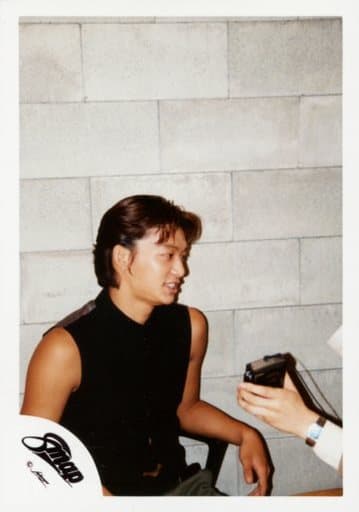 SMAP / Shingo Katori / Upper Body / Sitting / Costume Black / Body ...