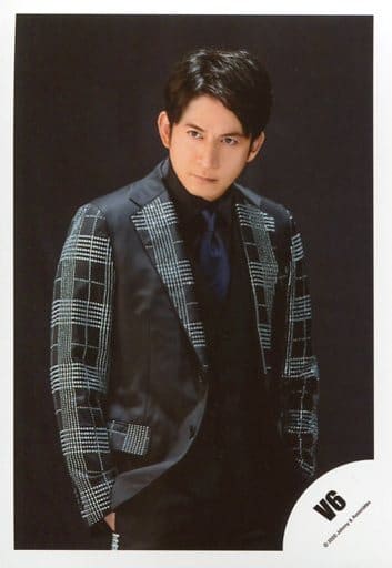 Official photo (Johnnys) / idol / V6 V6 / Jun' ichi Okada / Kneecap ...