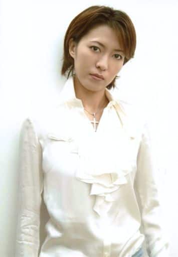 Official photo (female) / Takarazuka Revue (star group) / actress ...