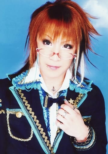 Official photo (Male) / visual kei Band / Serial ⇔ NUMBER Serial ⇔ ...
