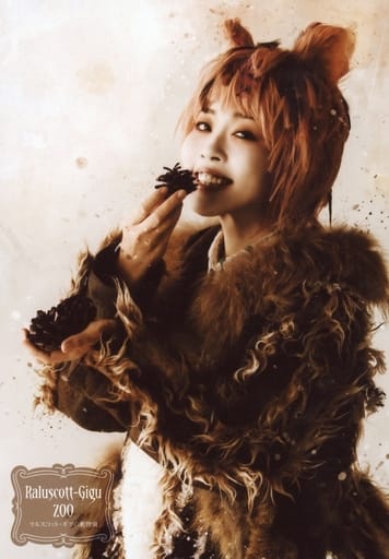 Fukuen Misato (Mole) / Upper body / Stage "Hitori-Hashibai Vol. 4 ...