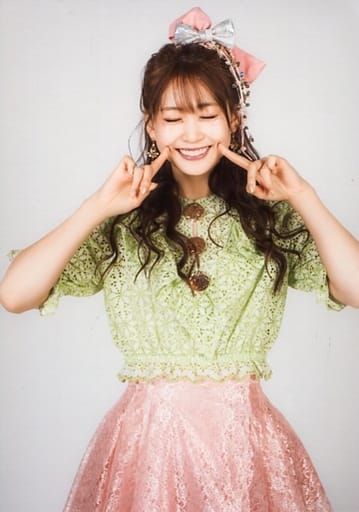 Official photo (female) / Voice actress / IRis IRis / Yu Serizawa ...