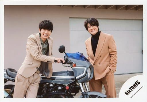 Official photo (Johnny's) / idol / SixTONES SixTONES / 髙地 Yugo Shintaro ...