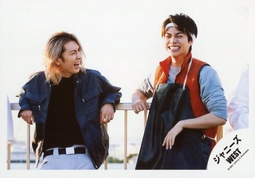 Official photo (Johnnys) / idol / Johnny's West Johnny's West / Ryusei Fujii / Daiki Shigeoka ...