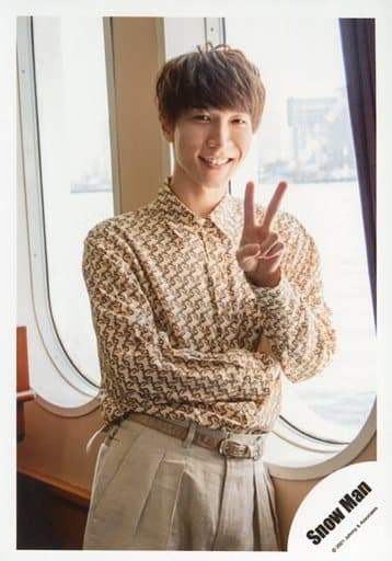 Official photo (Johnnys) / idol / Snow Man Snow Man / Ta Sho Watanabe / Above Knee / Single ...