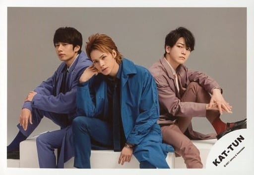 KAT-TUN / Kazuya Kamenashi / Tatsuya Ueda / Yuichi Nakamaru ...