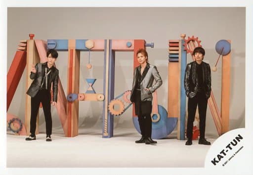 KAT TUN / Kazuya Kamenashi / Tatsuya Ueda / Yuichi Nakamaru ...
