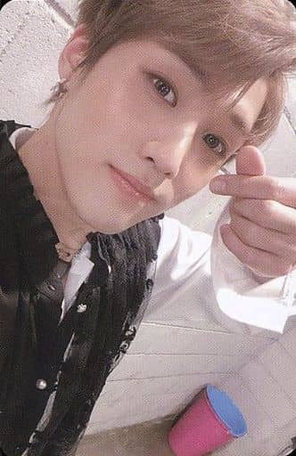 Collection Card (Male) / CD "REVEAL (Moon Ver.)" Enclosed Special ...