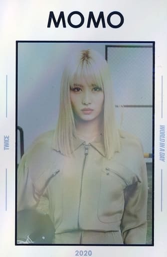 49 : TWICE / momo / holotype / "Beyond LIVE-TWICE : World in A Day ...