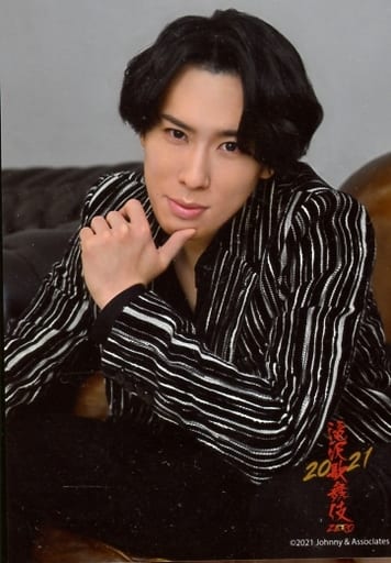 Official photo (Johnnys) / idol / Snow Man Snow Man / Ryota Miyadate / Kneecap / "Takizawa ...