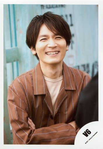 V6 / Hiroshi Nagano / Bust up / V6 single "We are still / MAGIC CARPET RIDE" MV & Jacque-shot ...