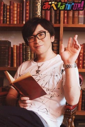 Official photo (male) / Voice actor Atsushi Abe / 「 Kamon 821 (Honey ...