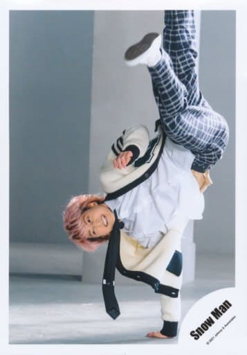 Official photo (Johnnys) / idol / Snow Man Snow Man / Daisuke Sakuma ...