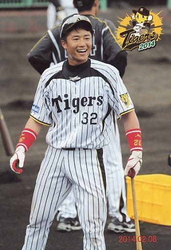 Official photo (male) / Professional baseball player Hanshin Tigers / Ryota Arai / Live Photo ...