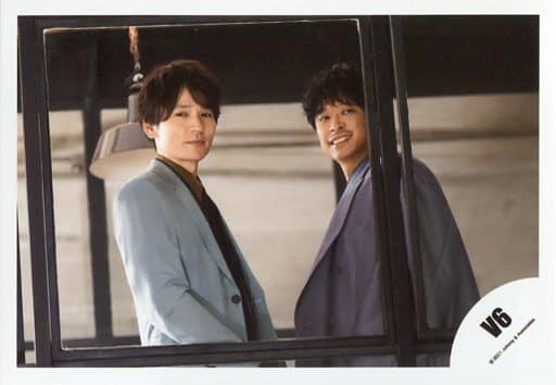 V6 / Hiroshi Nagano / Masayuki Sakamoto / Horizontal / Upper body / Album "STEP" MV & booklet ...