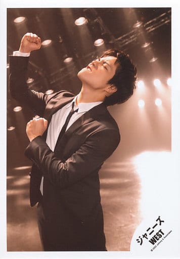 Official photo (Johnnys) / idol / Johnny's West Johnny's West / Daiki Shigeoka / Knee-high ...