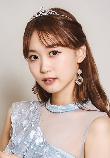 Official photo (female) / Voice actress / IRis IRis / Yu Serizawa ...