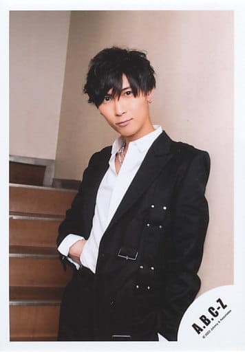 A.B.C-Z / Ryosuke Hashimoto / upper body / album "BEST OF A.B.C-Z" MV ...