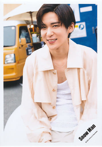 Official photo (Johnnys) / idol / Snow Man Snow Man / Meguro Ren / upper body / album "Snow ...