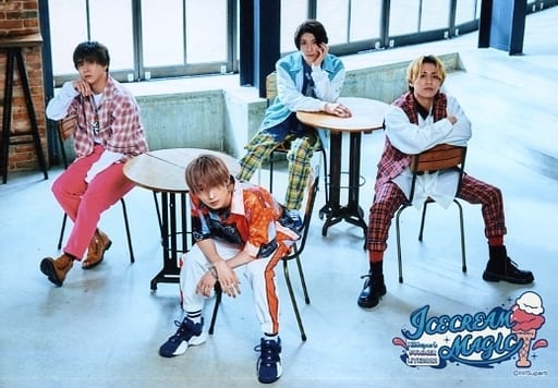 Hi! Verb / Gather (4 persons) / Horizontal ・ Whole body / "Hi! Verb ...