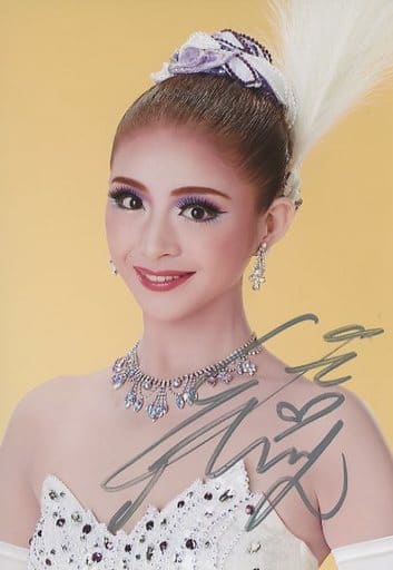 Official photo (female) / Takarazuka Revue (star group) / actress ☆ Takarazuka Revue (Star ...