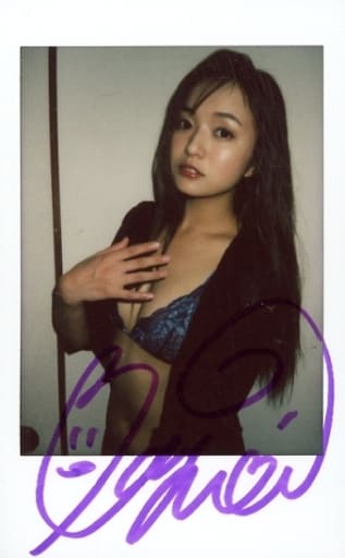 Mayumi Yamanaka / with handwritten signature / DVD ・ Blu-ray "Ai no Etsubi" Raw Cheki | Goods ...