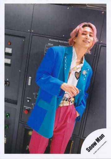 Snow Man / Daisuke Sakuma / Kneecap / Single "Dangerholic" MV & Jacque ...