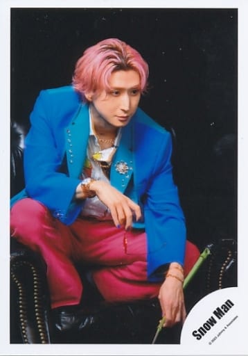 Snow Man / Daisuke Sakuma / whole body / single "Dangerholic" MV ...