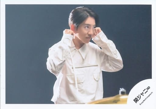 Kanjani Eight / Shingo Murakami / horizontal, upper body / single ...